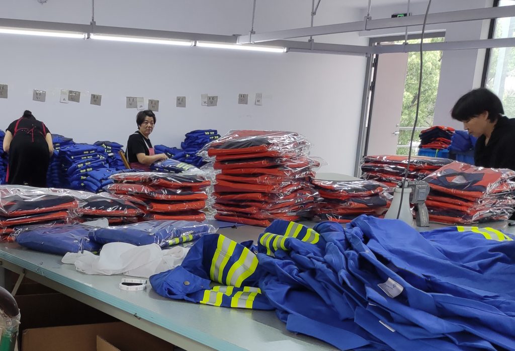 How is Safety Vest Made: A Step-by-Step Process - Lino Safety-China 16 ...